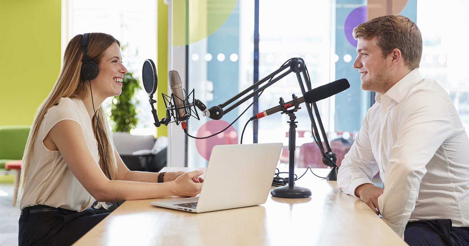 10 Cara Membuat Podcast Di Spotify Agar Sukses Blibli Friends